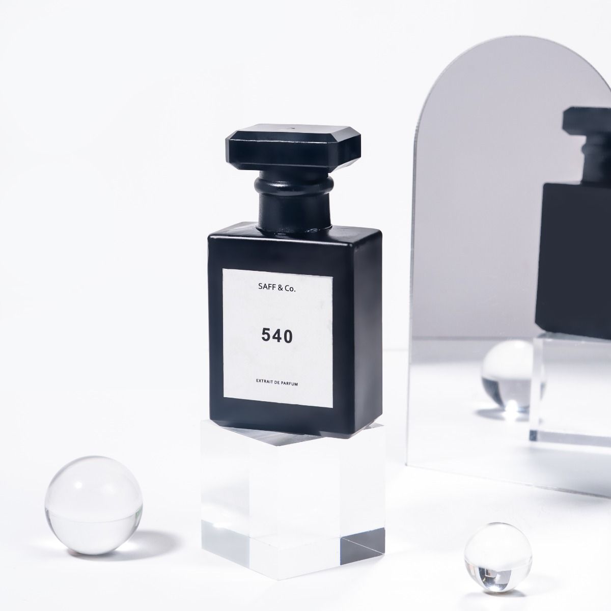 Jual Extrait de Parfum CHNO SAFF & CO | FD Studio